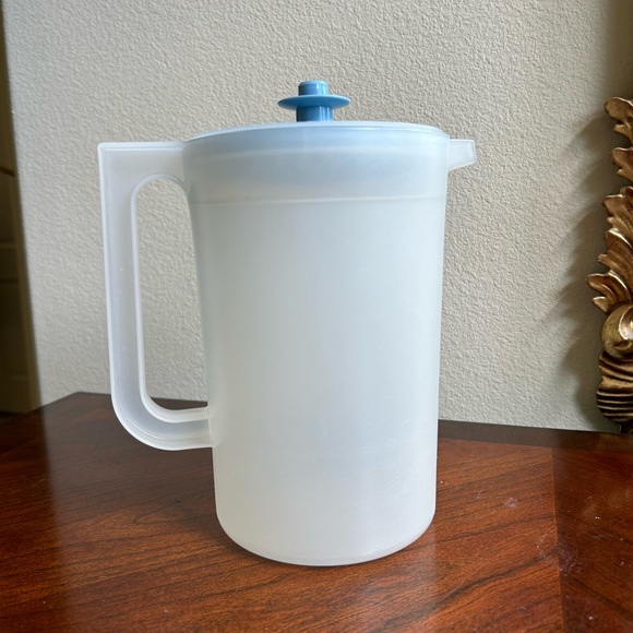 Tupperware | Kitchen | Vintage 8s Tupperware Pitcher | Poshmark
